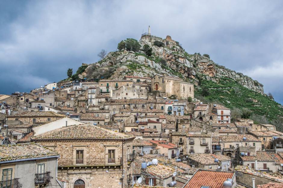 Mistretta, Covid: si prospetta l’istituzione della zona rossa