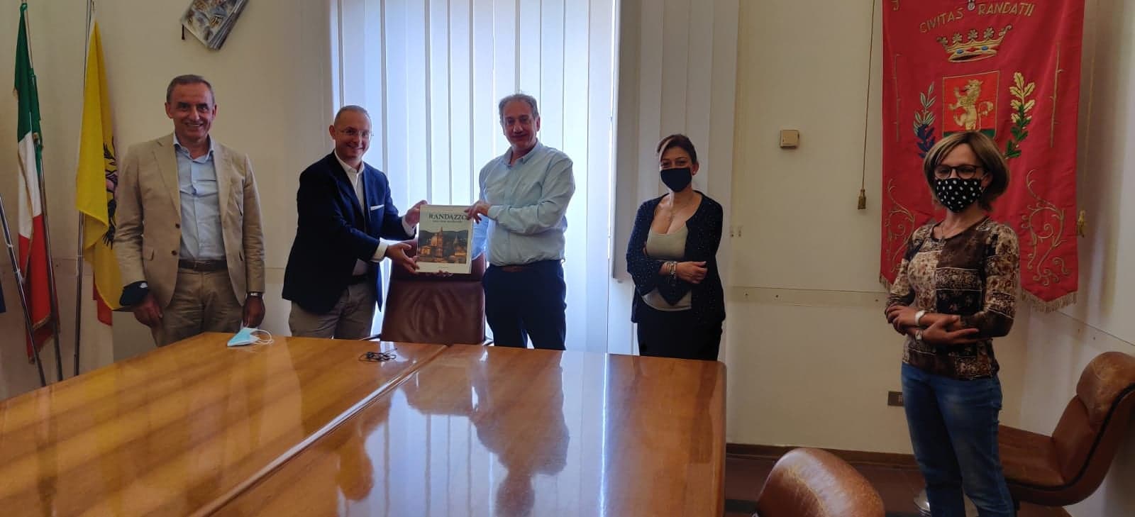 Domenico Barbuzza in visita al Comune di Randazzo