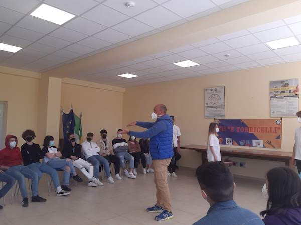 Su RAI Scuola uno speciale sul progetto del Torricelli di Sant’Agata Su RAI Scuola uno speciale sul progetto del Torricelli di Sant’Agata