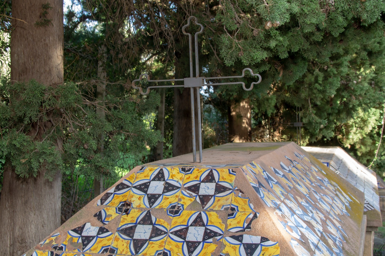 Luoghi del cuore, Cimitero Vecchio di Santo Stefano di Camastra primo ...